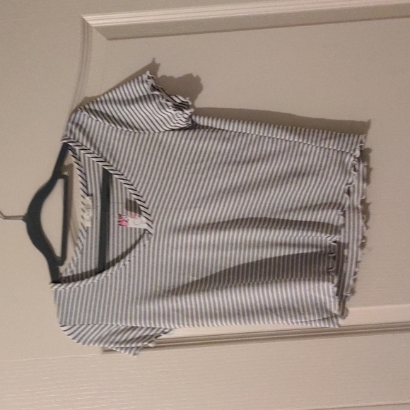 Olivia Rae | Tops | Olivia Rae Black And White Stripped Top | Poshmark